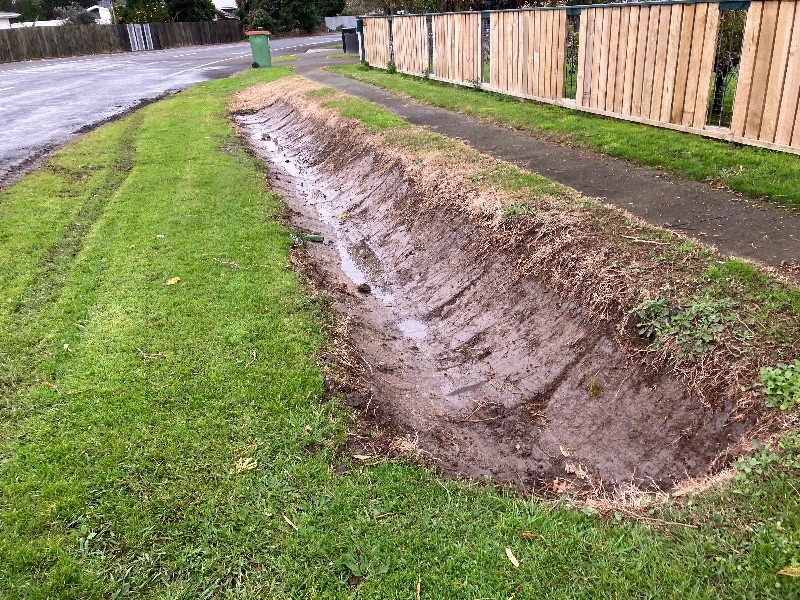 Significant drain clearing and maintenance underway | COVID-19 | Wairoa ...